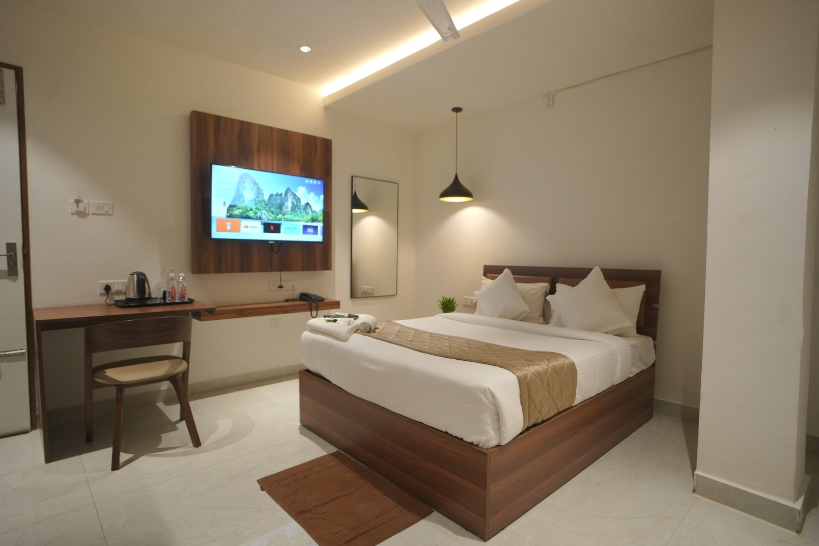 Serenity – The Luxury Stay